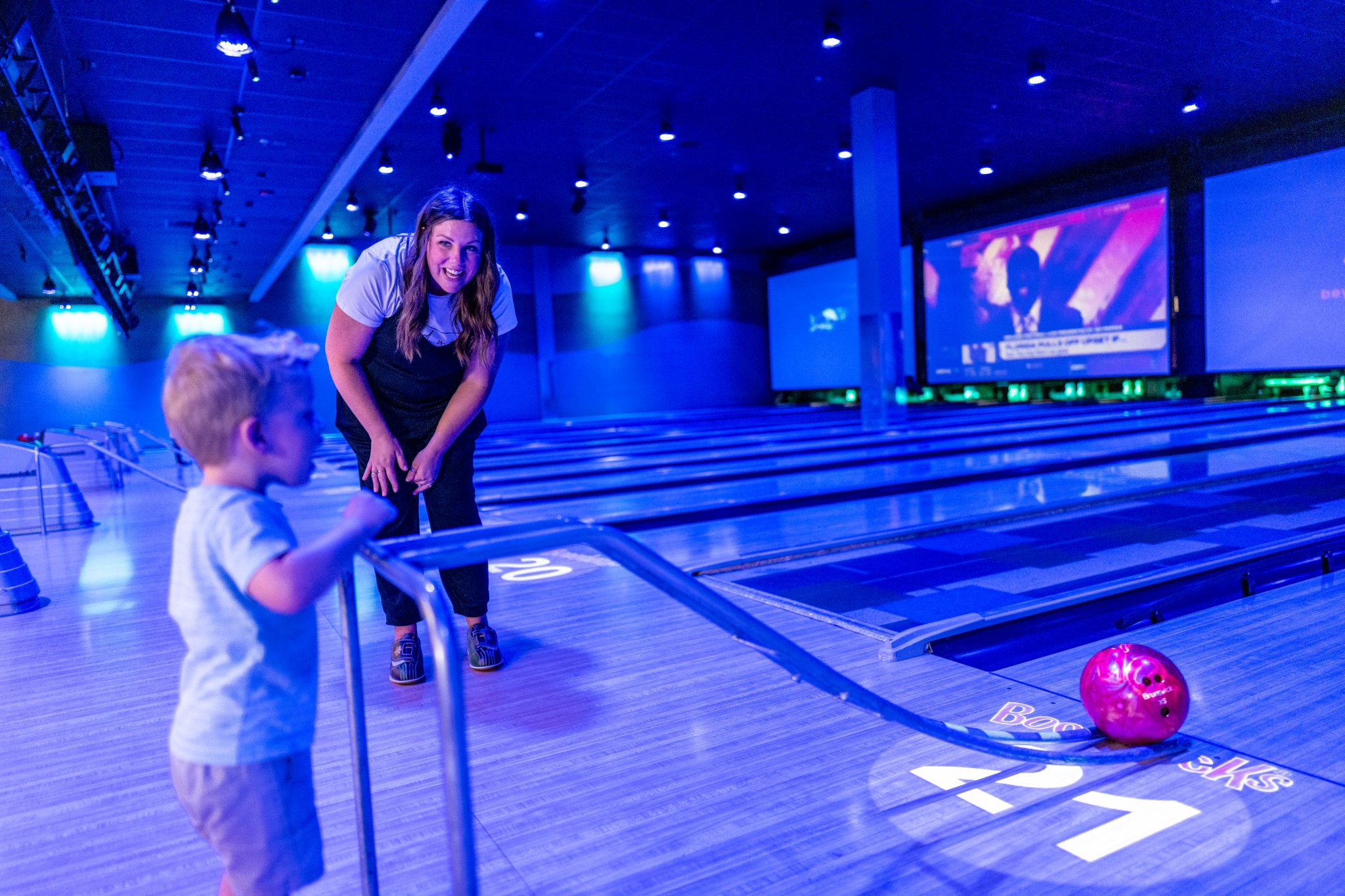 Bowling Alley in Draper, Utah | Boondocks Food & Fun